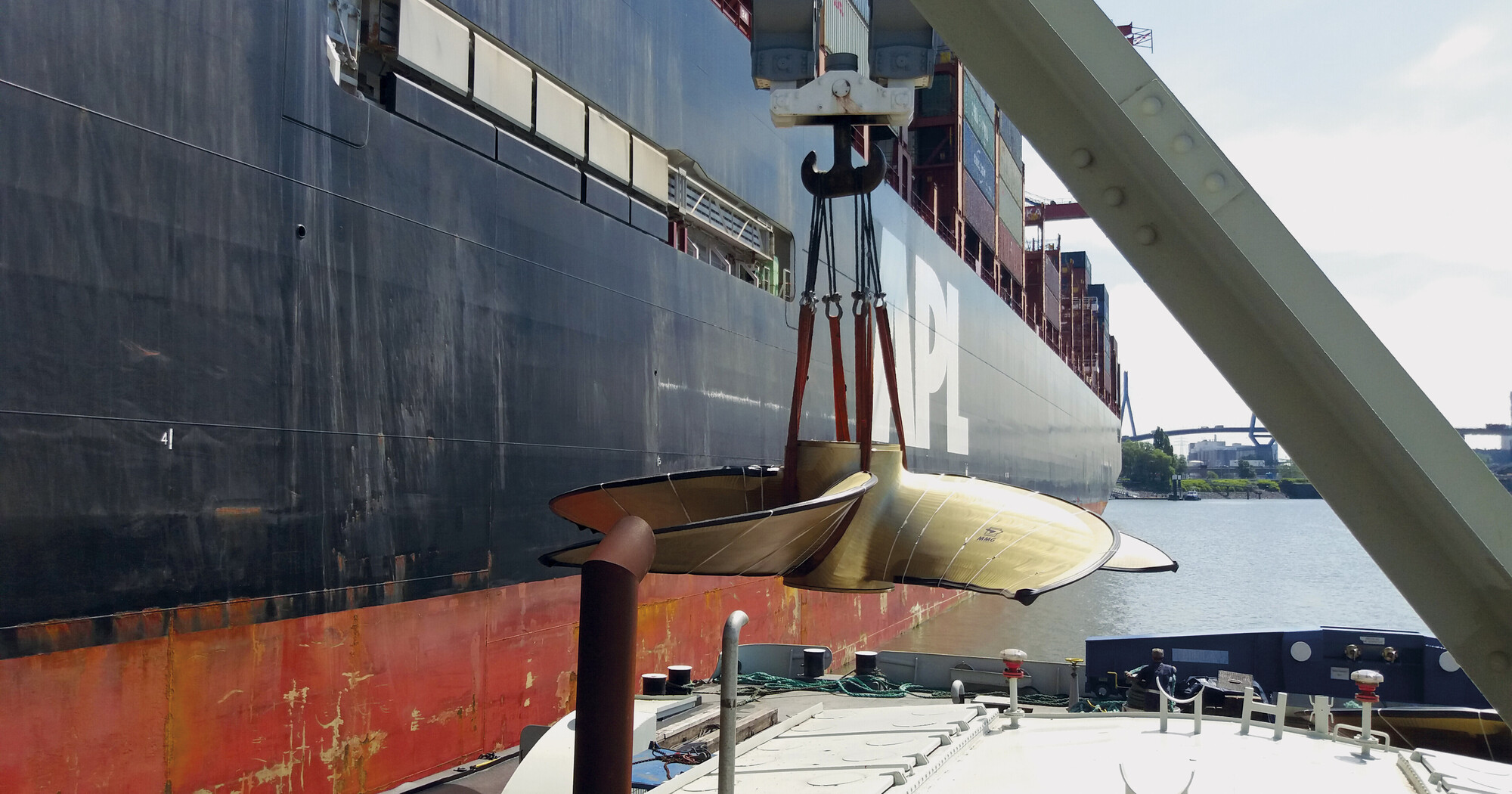 Ship Parts Logistics | Logwin